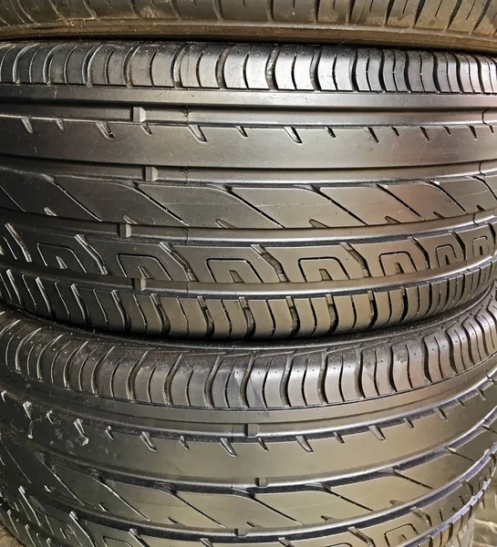 Tyre restoration Stock Photos, Royalty Free Tyre restoration Images ...