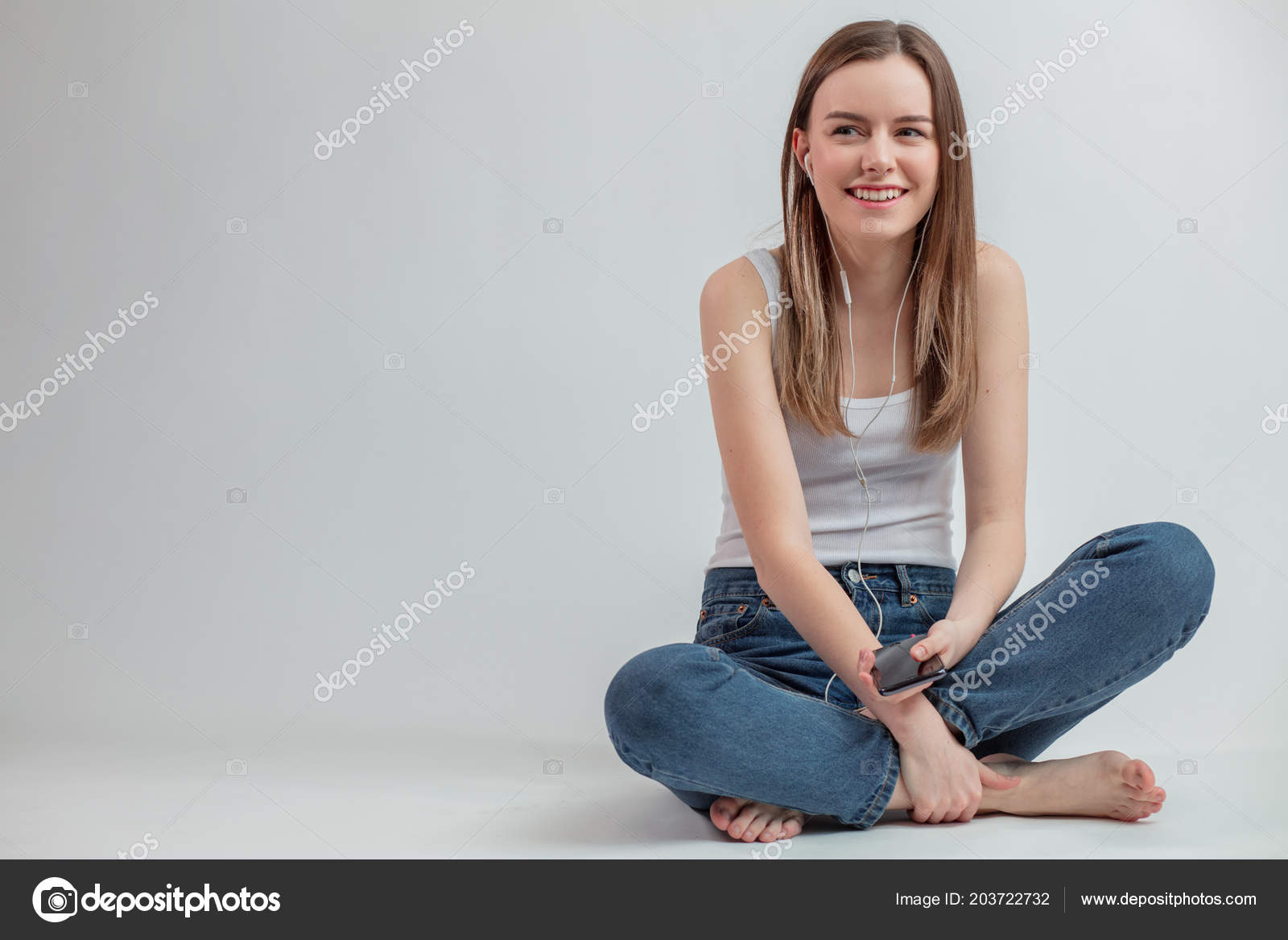 Model laughing on phone | Laughing pleasant model with cell phone and ...