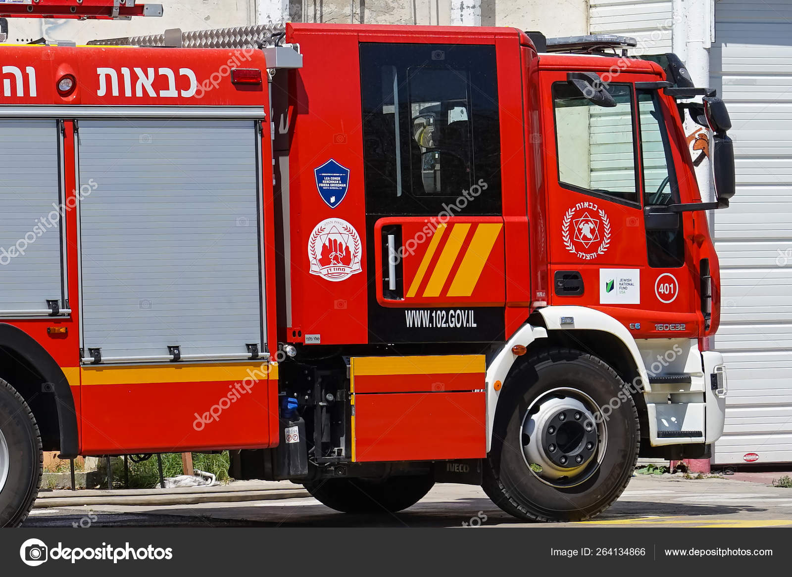 Extinguishing the fire. Fire engine car – Stock Editorial Photo ...