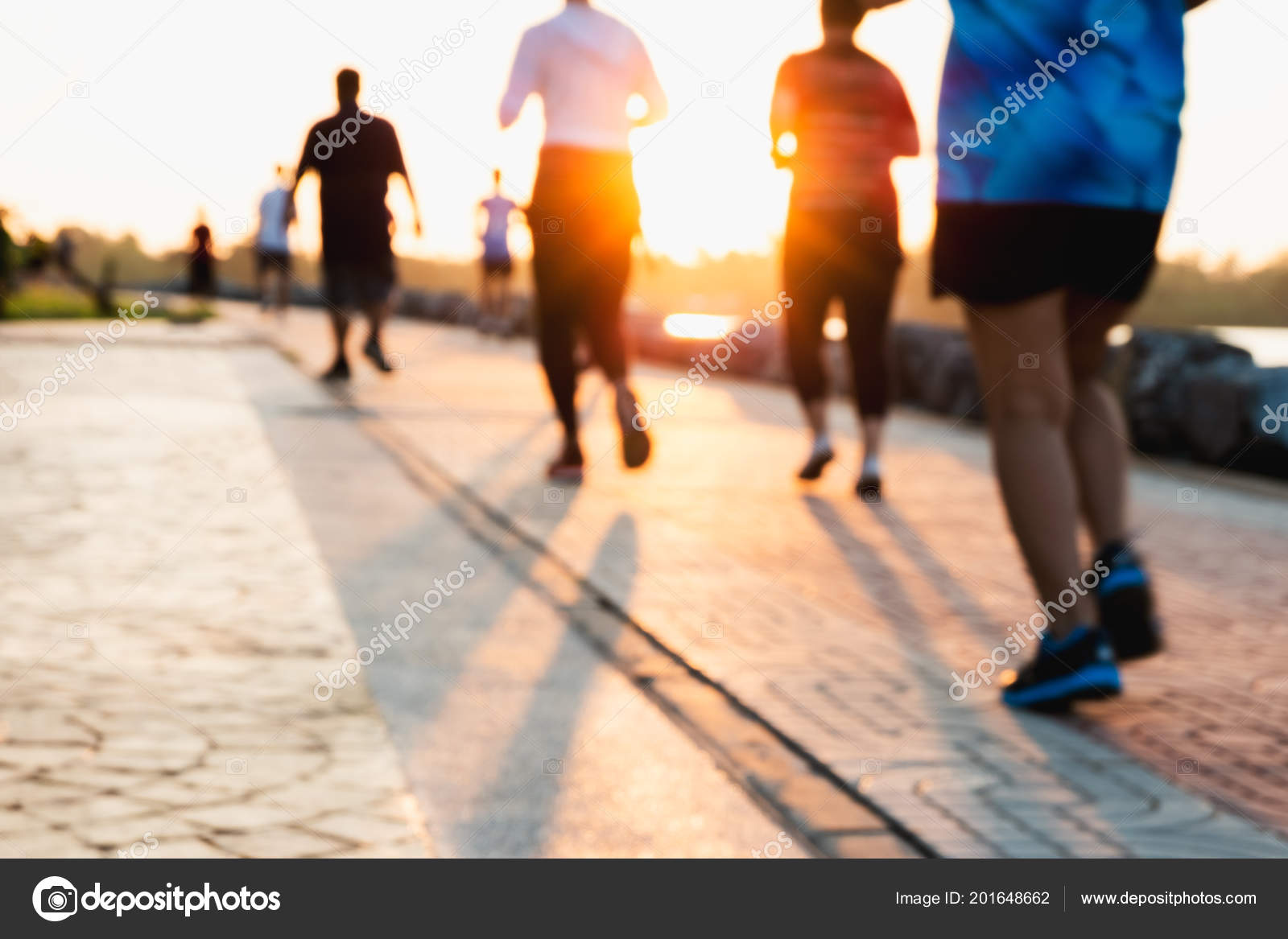 Blurred Group Runner Running Park Evening Sunset People Walking ...