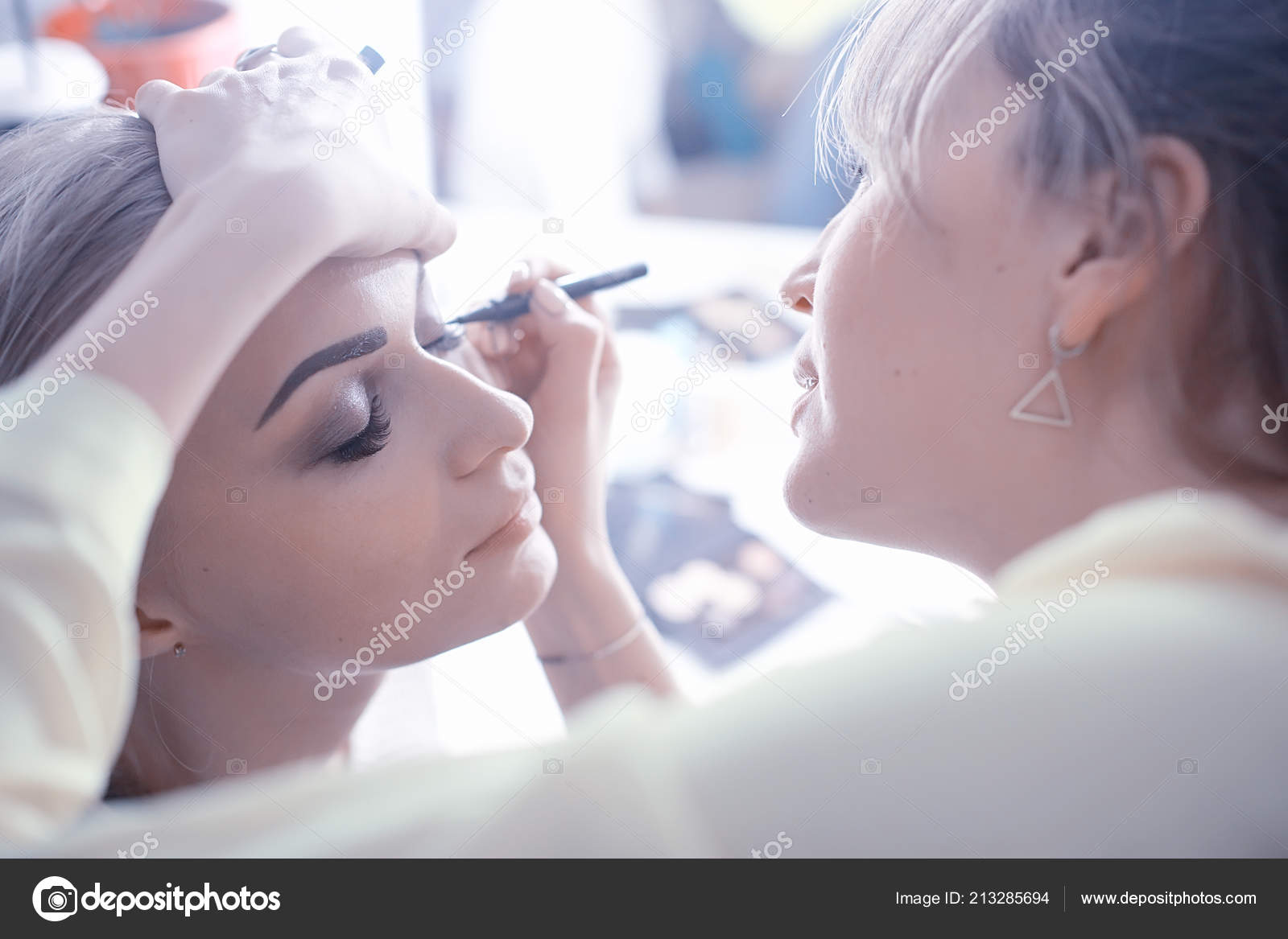 Professional Make Beauty Salon Master Doing Make Beautiful Model Salon