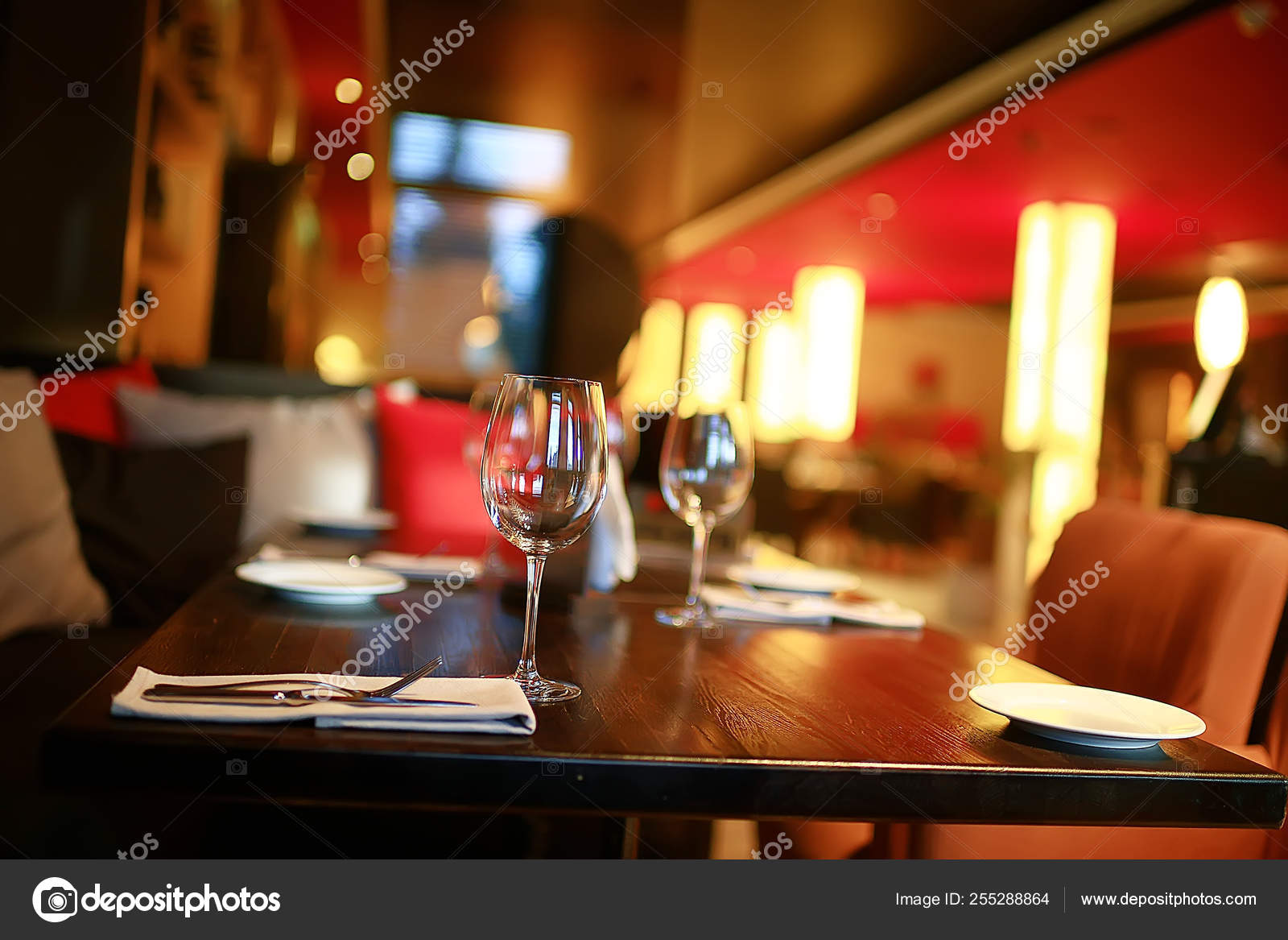 Table Setting Restaurant Cutlery Table Cafe Concept Beautiful Food ...