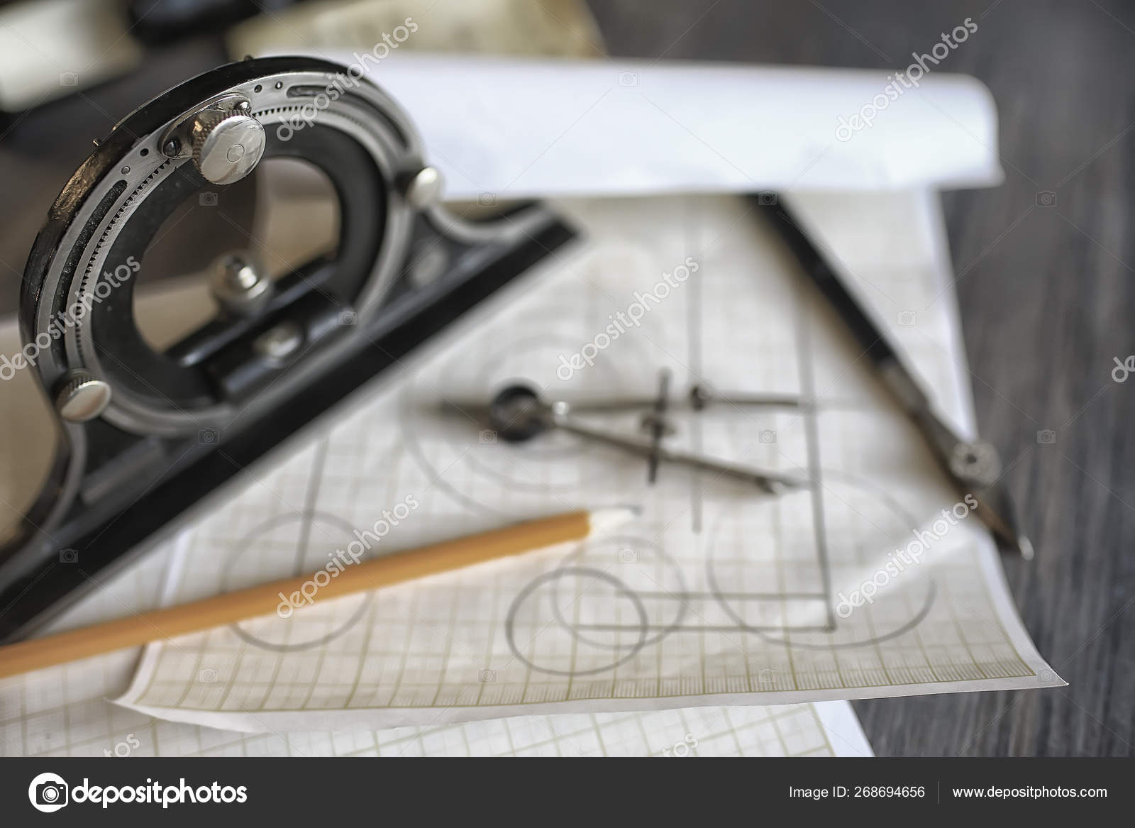 Drawing Tools Concept Engineering Project Vintage Compass Pencil Paper ...