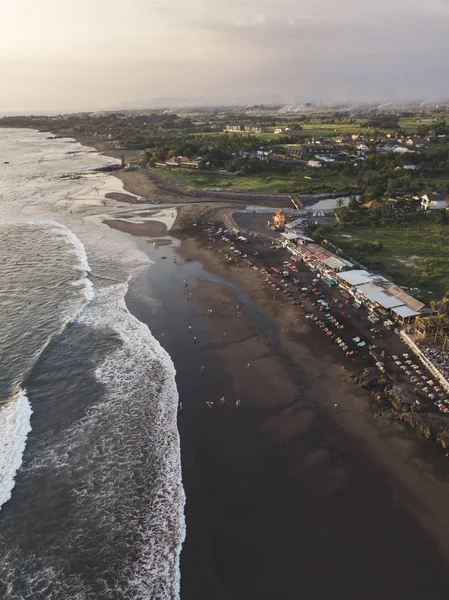 Imágenes de Playa salinas ecuador libres de derechos | Depositphotos
