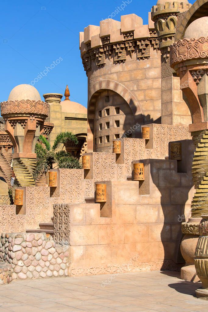 SHARM EL SHEIKH, EGIPTO - 22 DE NOVIEMBRE DE 2019: Mezquita Al Mustafa ...