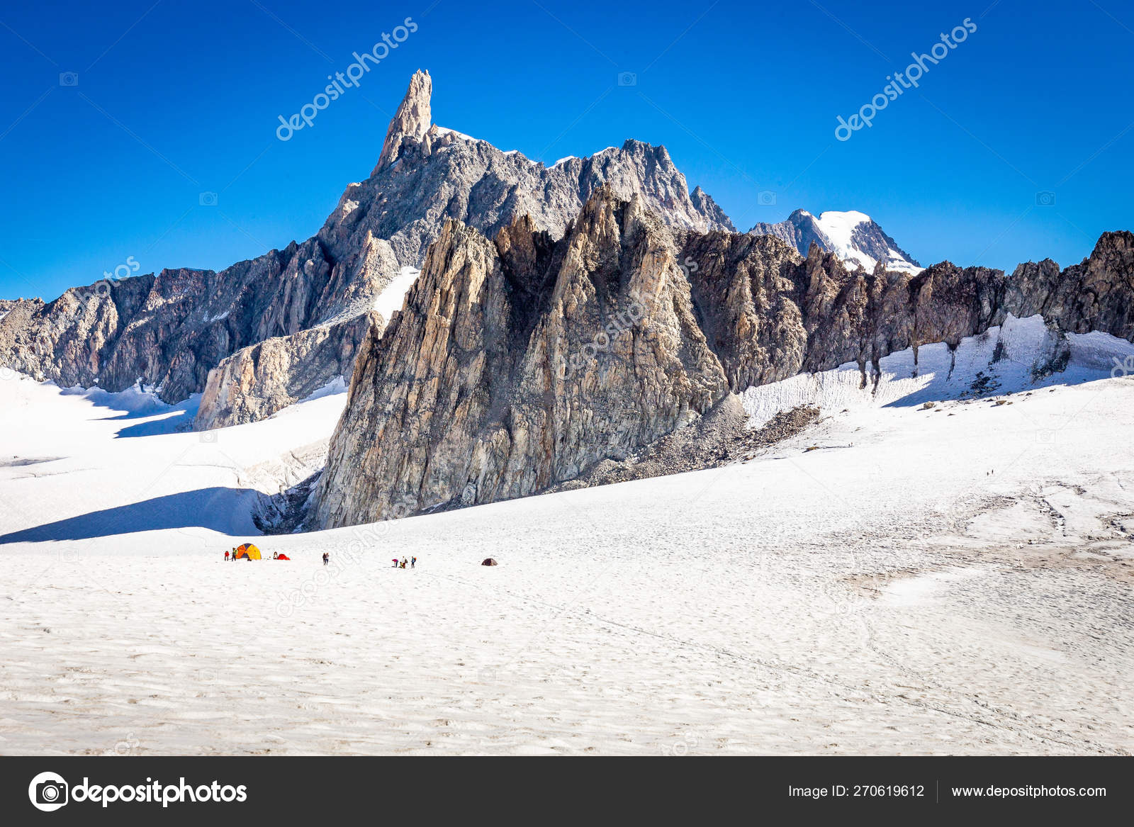 Alps mountains ridge summits glacier landscape, Mont Blanc massi ...