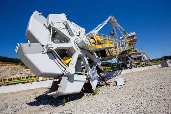 Stacker reclaimer Stock Photos, Royalty Free Stacker reclaimer Images ...