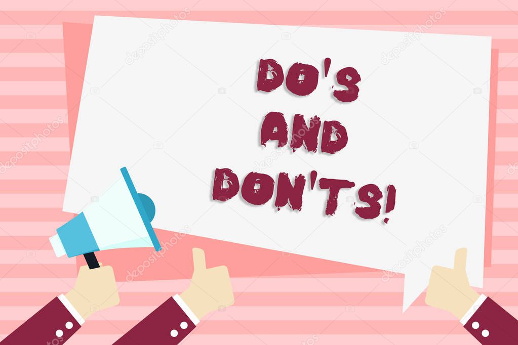 Texto de escritura a mano Do S y Don Ts. Concepto que significa ¿Qué se ...