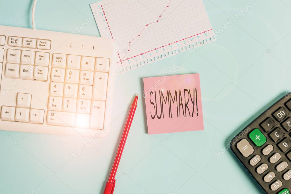 Texto de escritura de palabras Resumen. Concepto de negocio para una breve declaración o cuenta ...