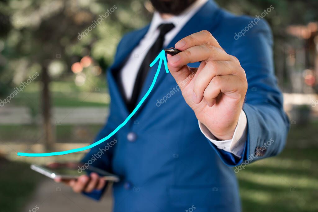 Ilustración de la curva de la punta de flecha que enfrenta el aumento ...