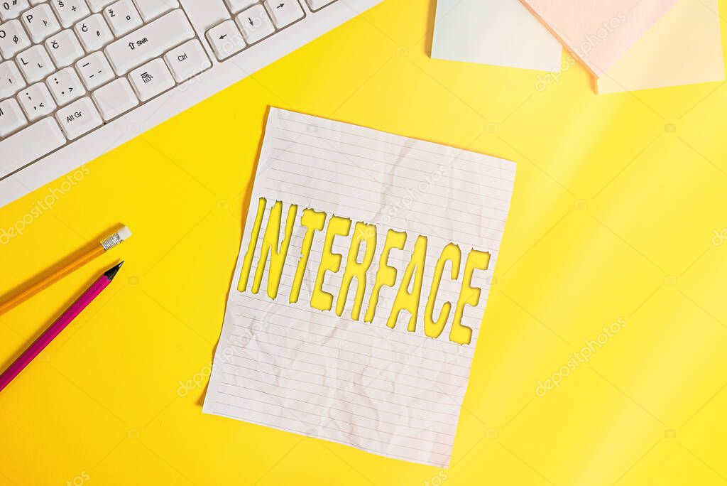 Interfaz de texto de escritura de palabras. Concepto de negocio para el punto de encuentro y la ...