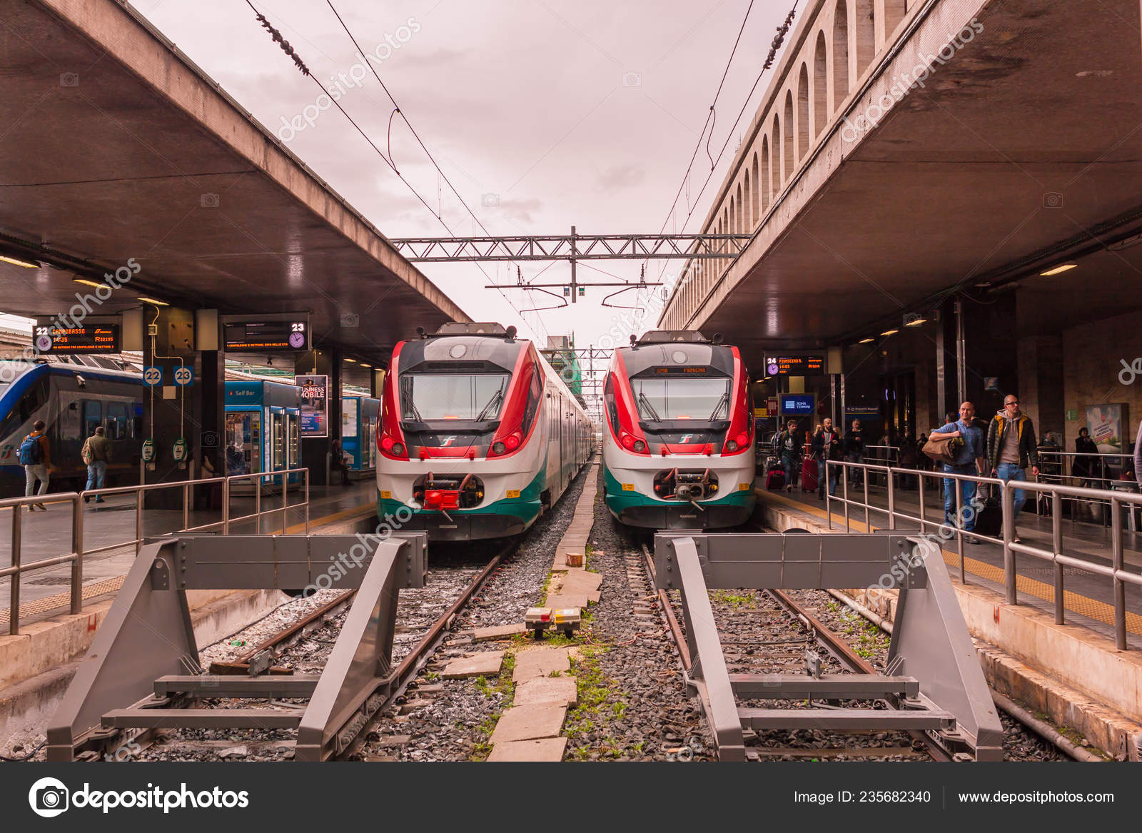 2018 Rome Italy Trains Leonardo Express Parked Rome Main Railways ...