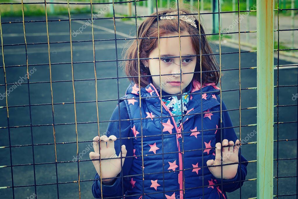 niños abandonados, niños sin padres, problemas sociales de la población ...