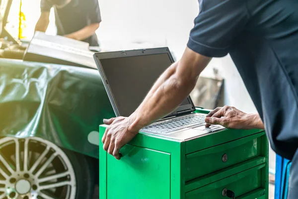 Laptop auto repair Stock Photos, Royalty Free Laptop auto repair Images ...