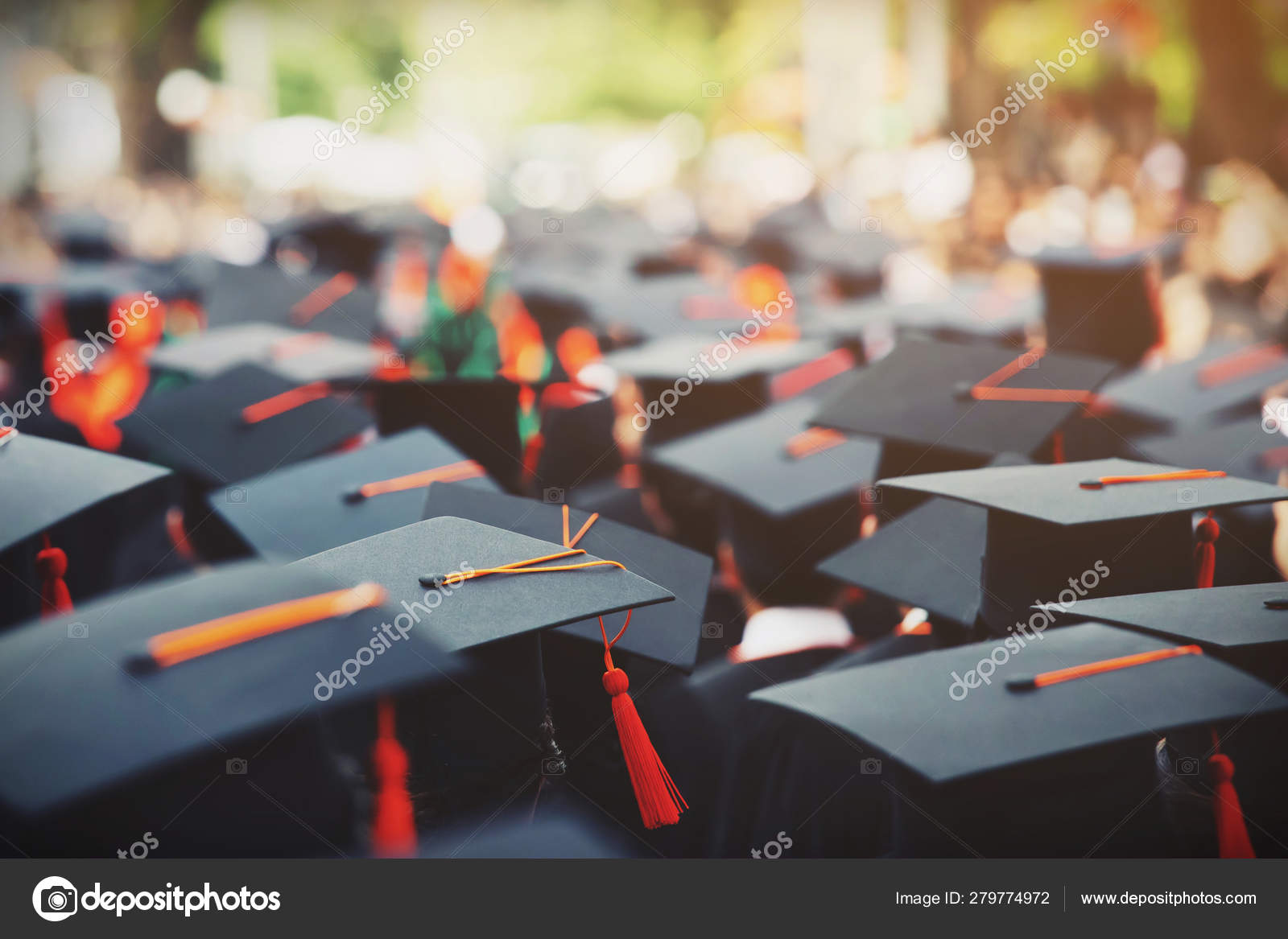 Group Graduates Commencement Concept Education Congratulation ...