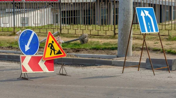 Progress road sign Images - Search Images on Everypixel