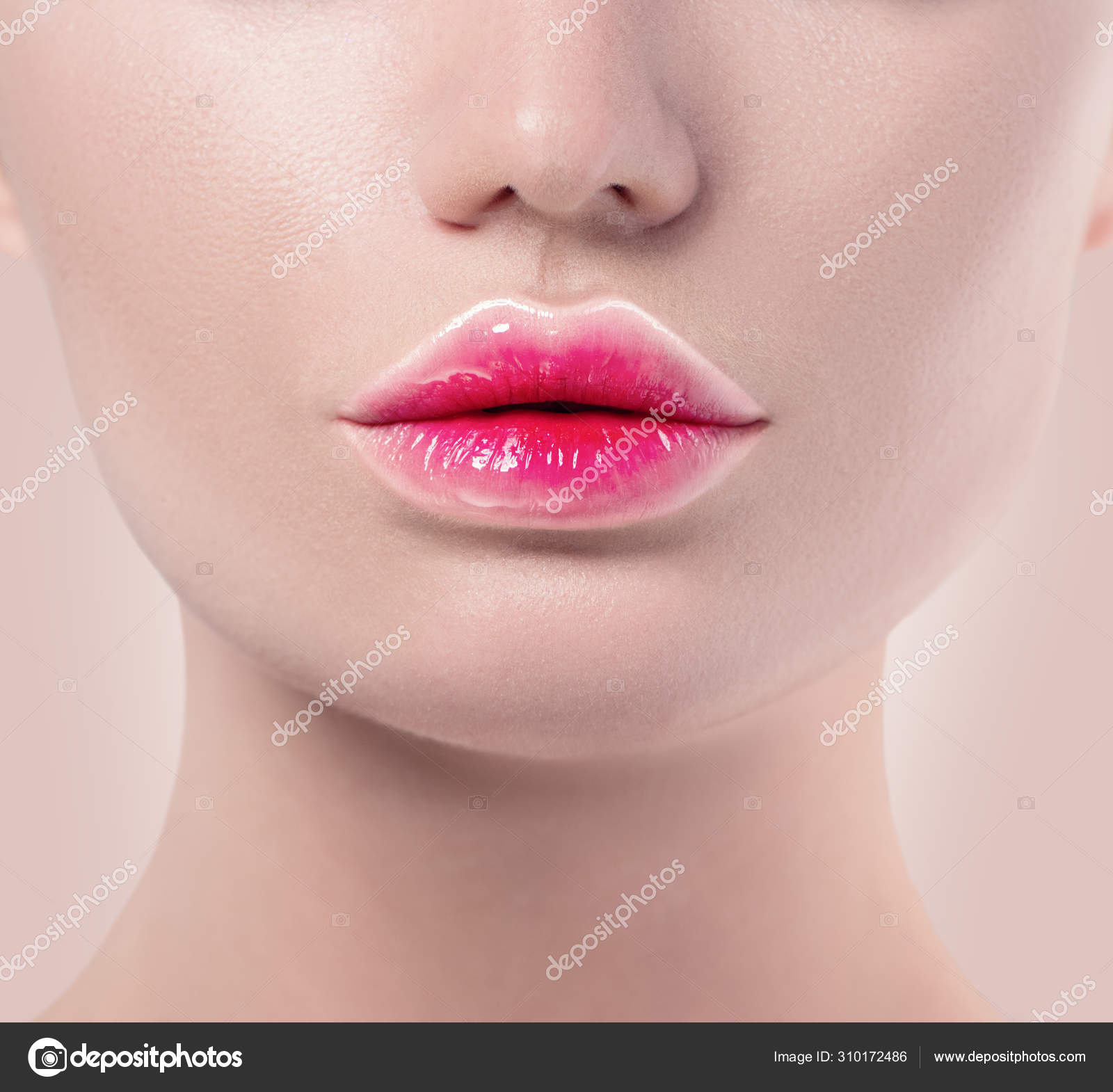 Rose Gold Dripping Lipstick Swatches | Lipstutorial.org