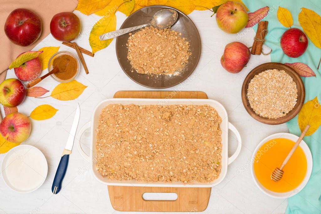 Manzana crujiente desmenuzar, receta paso a paso y mezclar los ...