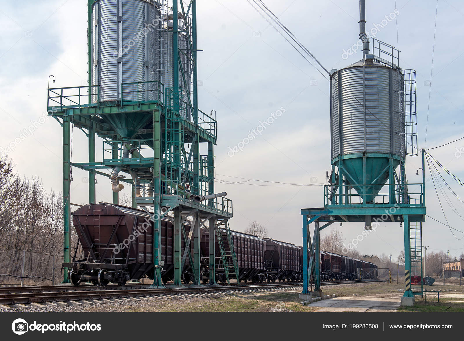 Loading Grain Wagons Elevator Stock Photo by ©vipavlenkoff 199286508