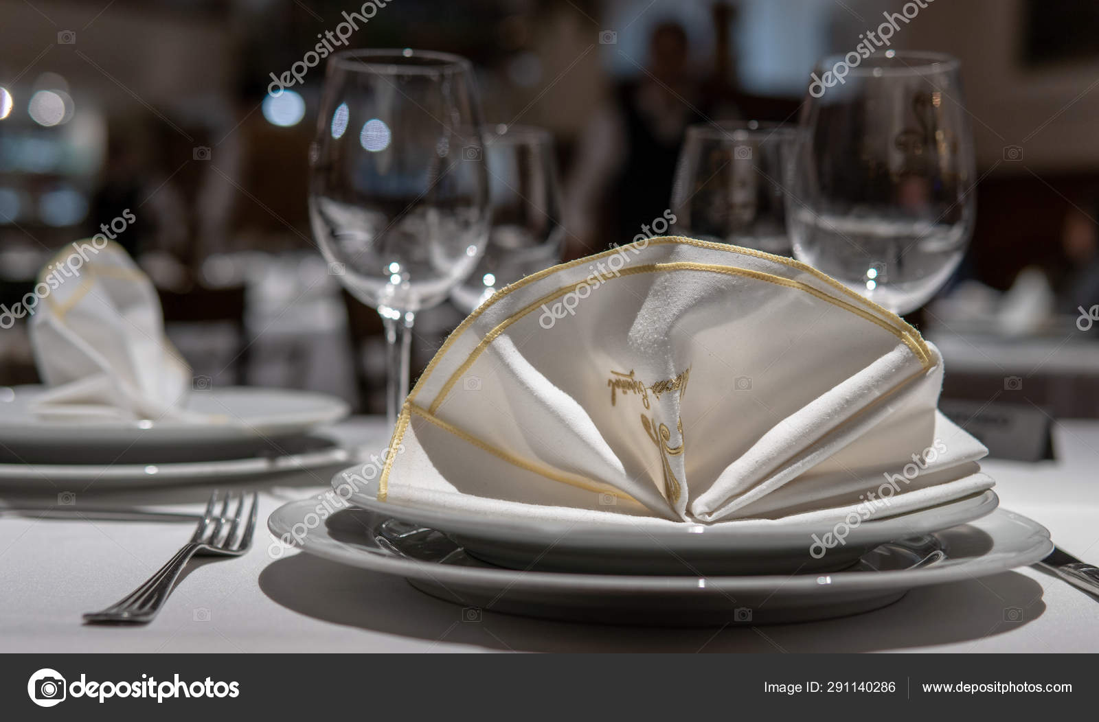 Napkin and Table Setting — Stock Photo © scottiebumich #291140286