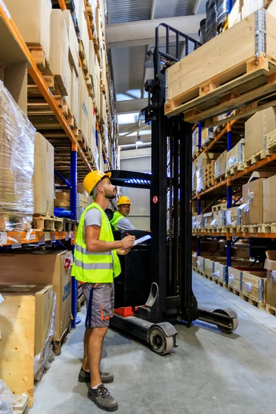 Warehouse inventory forklift Stock Photos, Royalty Free Warehouse inventory forklift Images ...