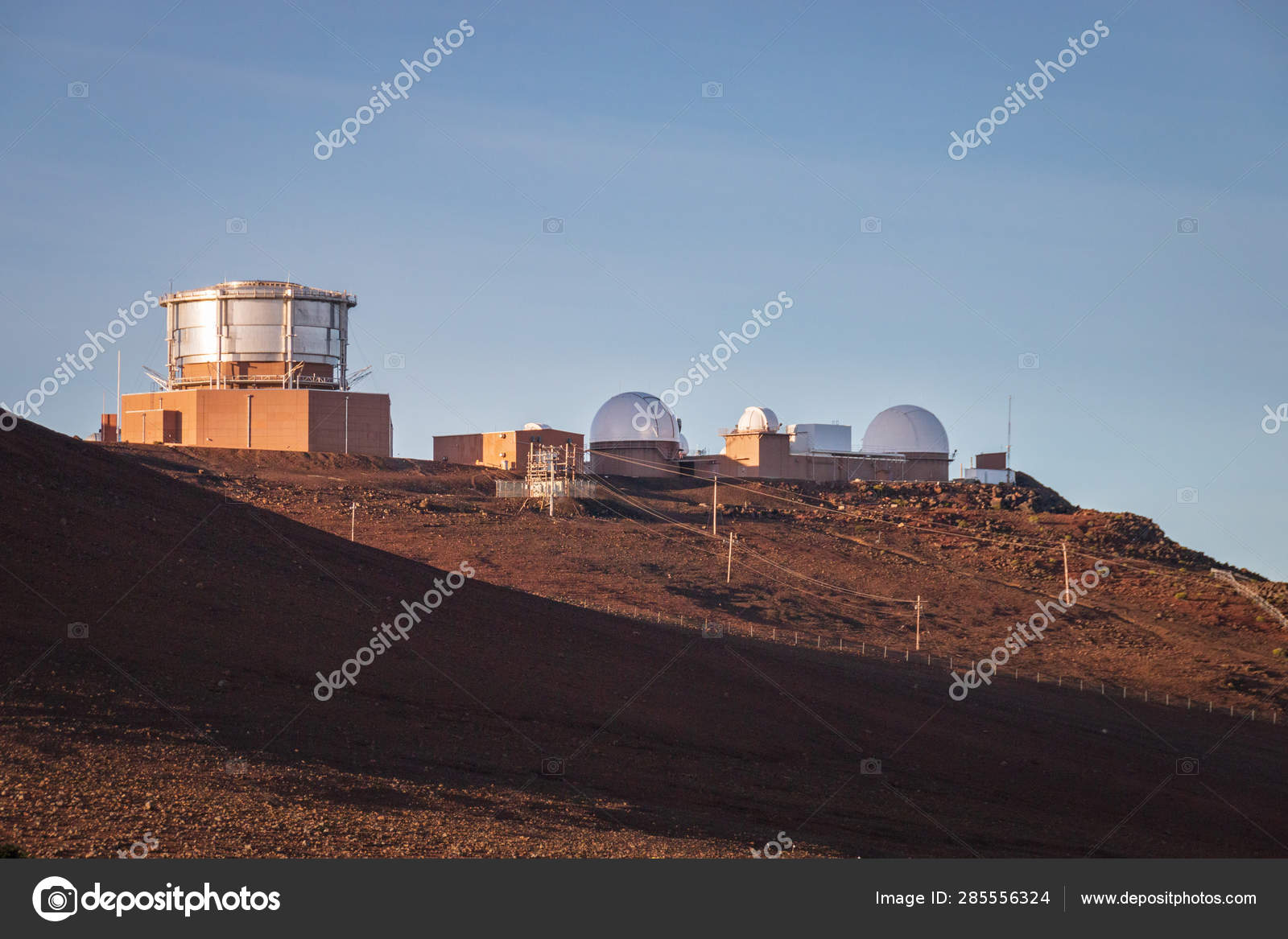 Haleakala High Altitude Observatory Site, Maui, Hawaii, USA Stock Photo ...