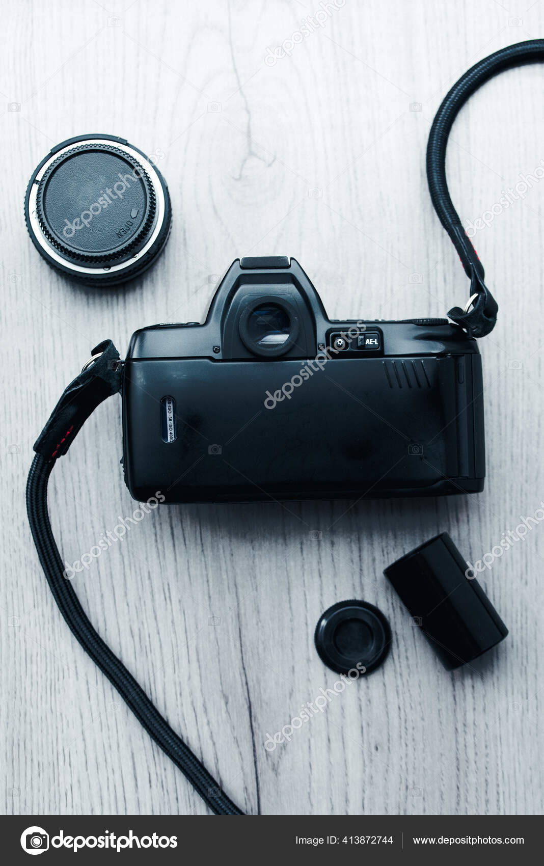 Digital Camera Light Wood Background — Stock Photo © Cavan #413872744