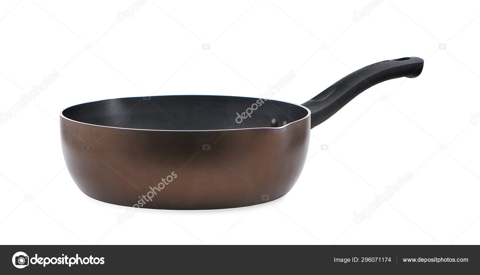 Flying pan isolated on white background — Stock Photo © ungpaoman ...
