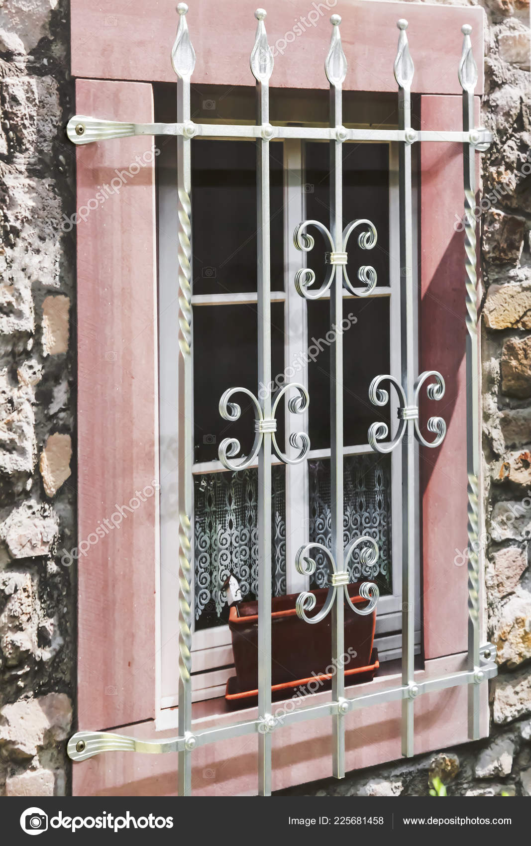 Details Decor Interior Fake Window Metal Decorative Grille Facade ...