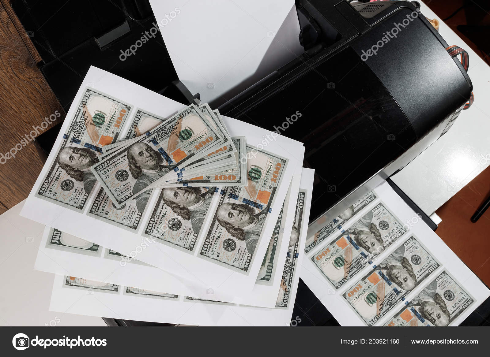 Printer Printed Dollars Counterfeit Banknotes Currency Counterfeiting ...