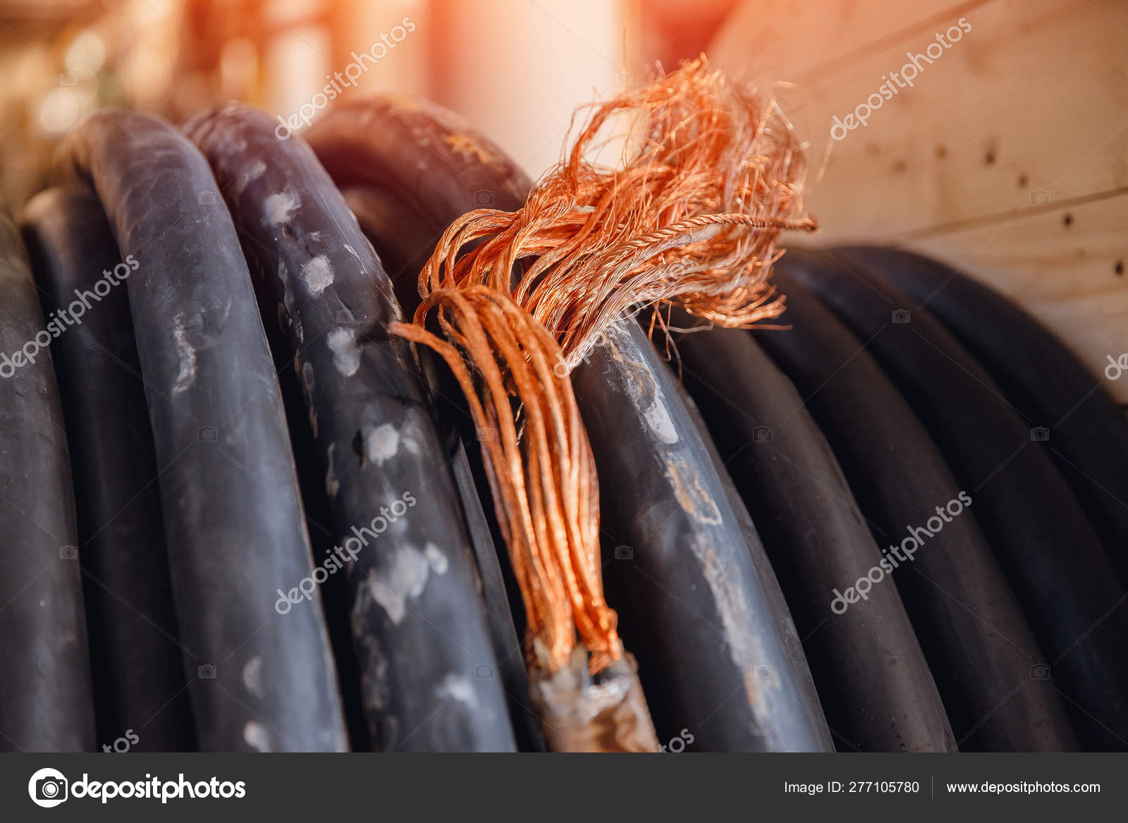 Electrical copper cable with thick inner core, large cross section for ...