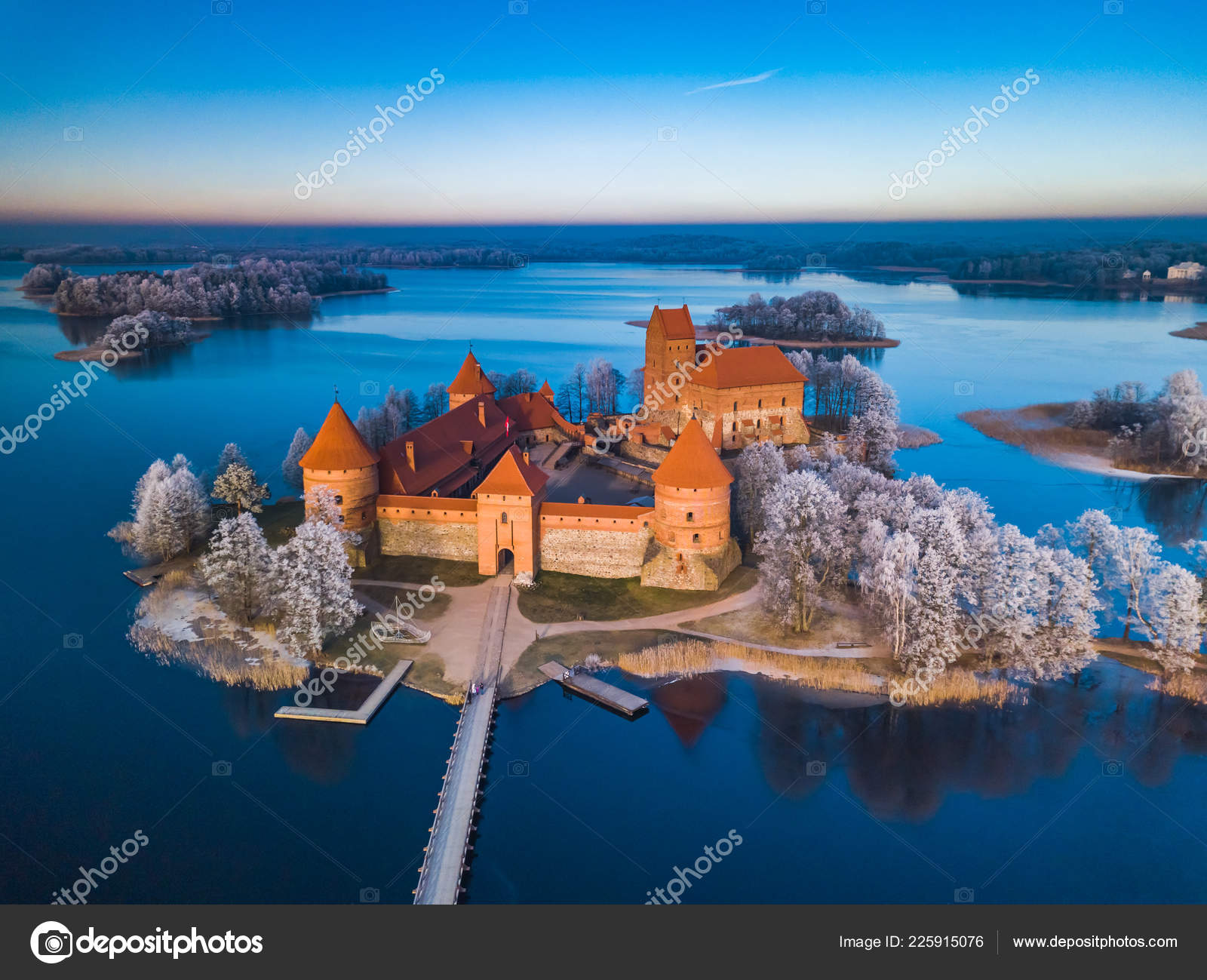 Trakai castle at winter, aerial view of the castle — Stock Photo ...