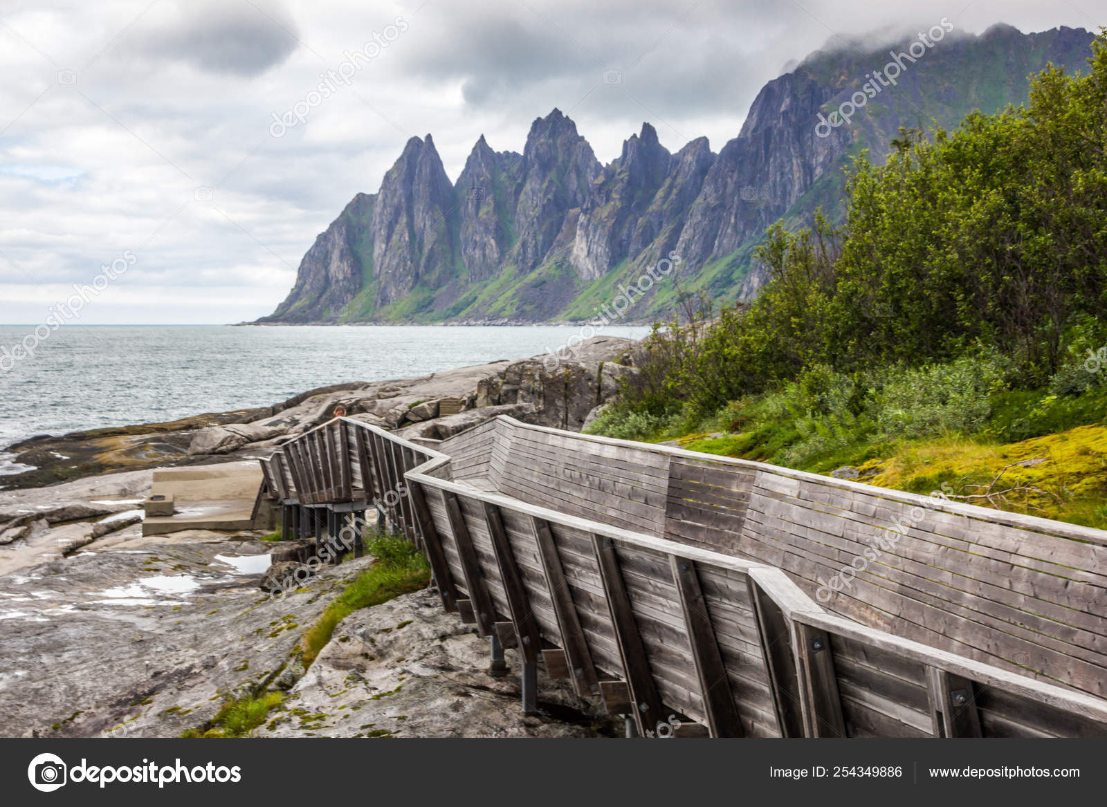 Tungeneset Viewpoint Senja Island Norway Stock Photo by ©tomaszmusiol ...