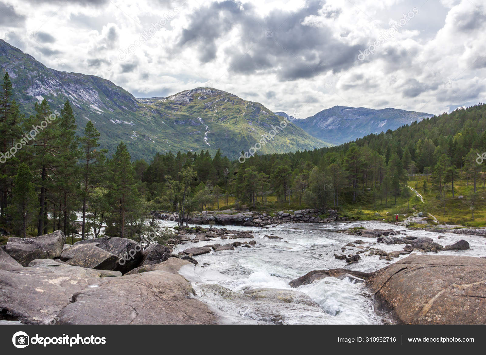 Likholefossen Waterfall Mountain River Norway — Stock Photo ...