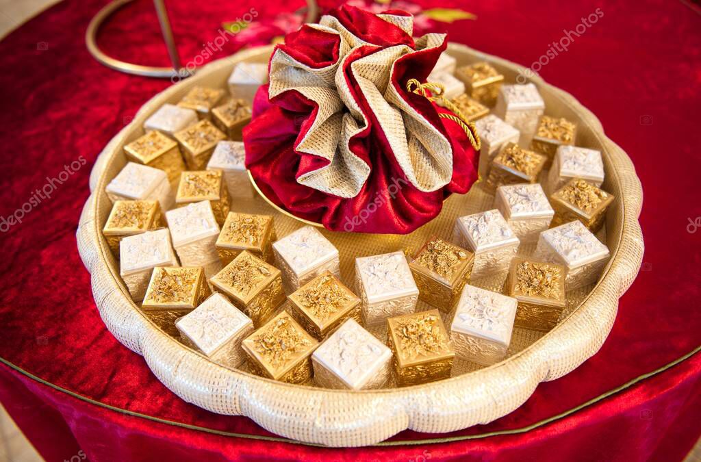 Dulces para las vacaciones. Dulces de boda para invitados. Dulces en ...