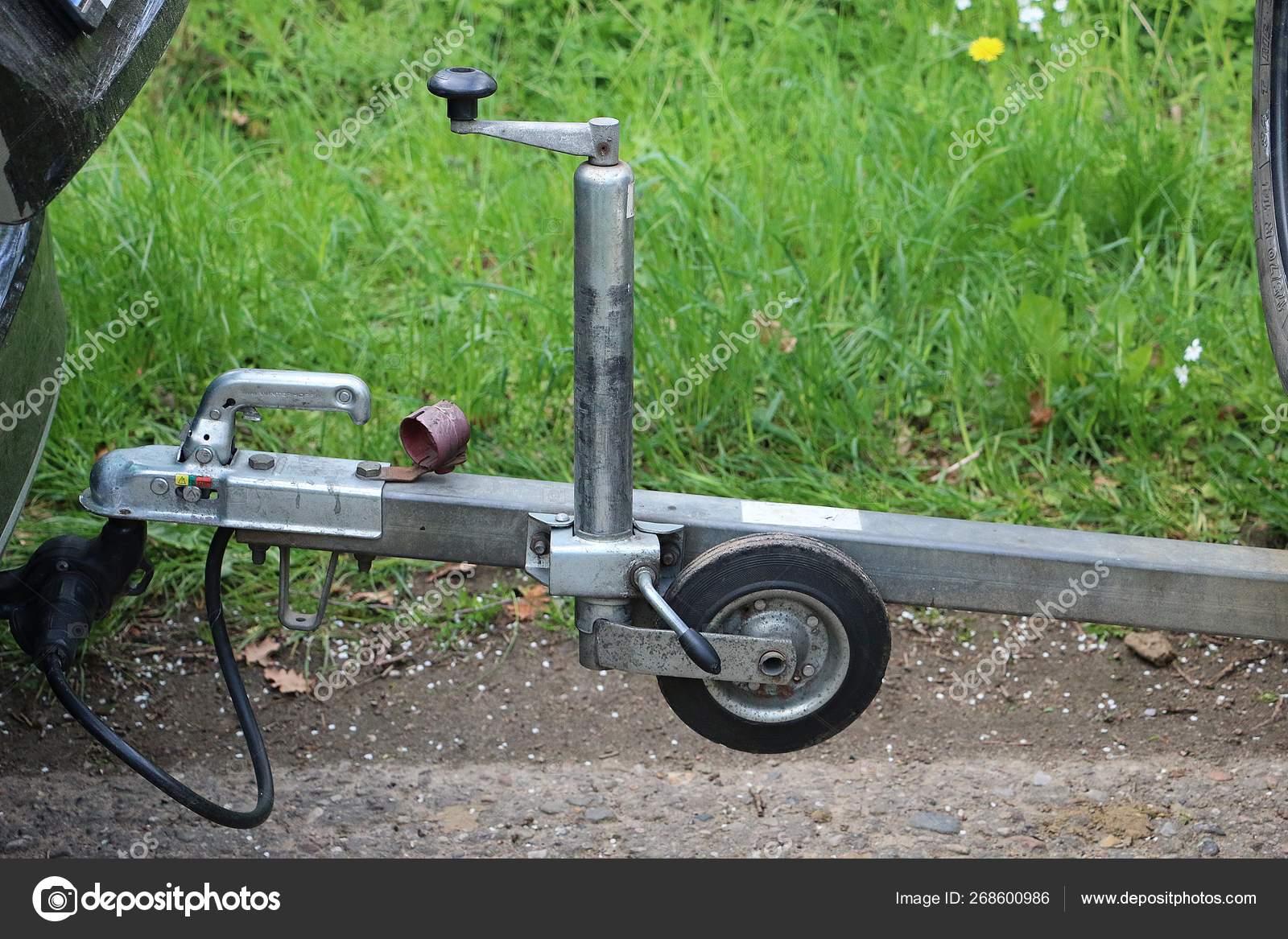 Trailer Coupling Car Stock Photo by ©BiancaGrueneberg 268600986