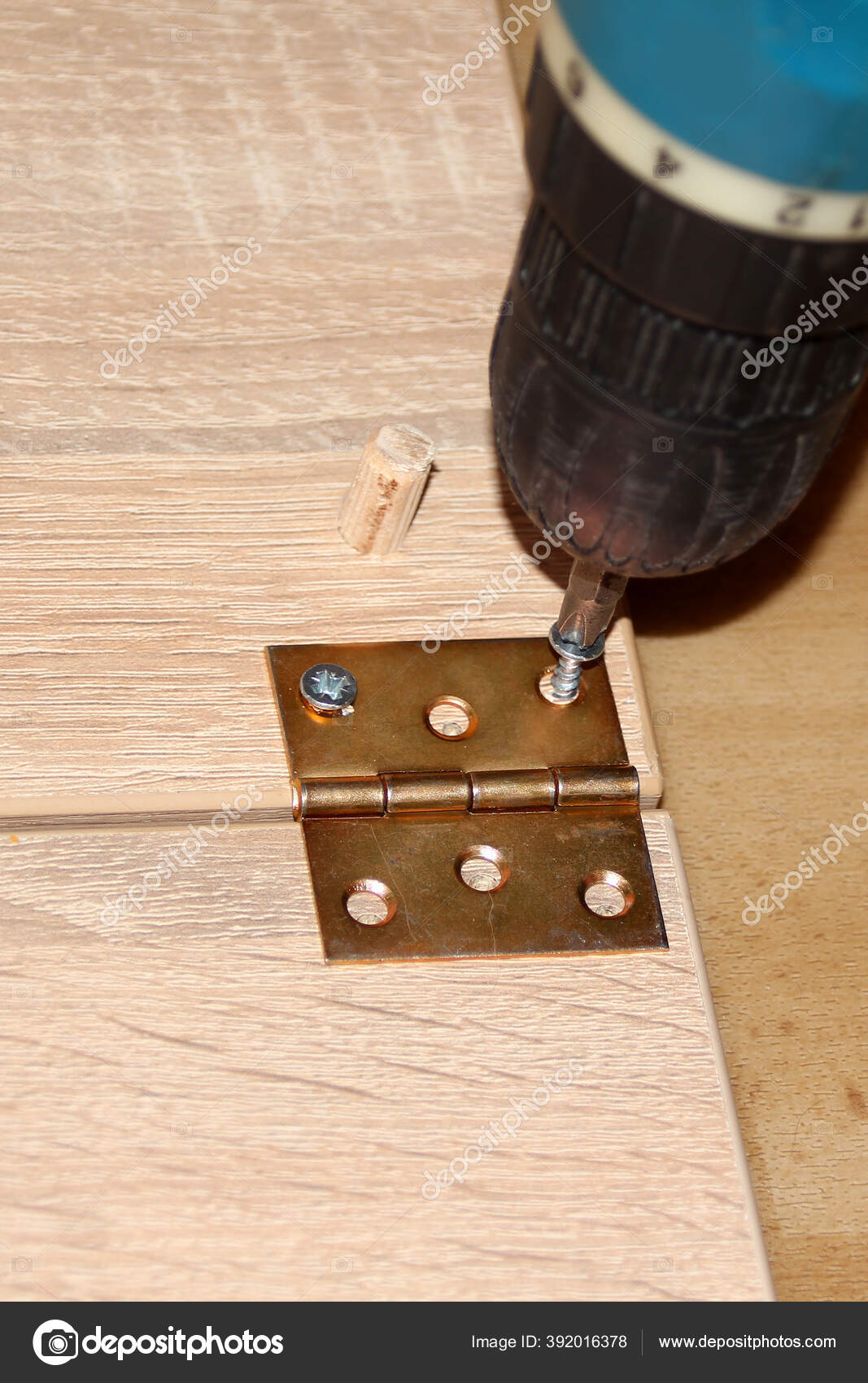 Master Twists Screw Electric Screwdriver Copper Connecting Loops ...