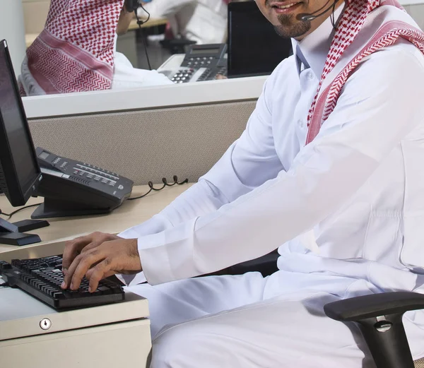 Saudi employee Stock Photos, Royalty Free Saudi employee Images ...