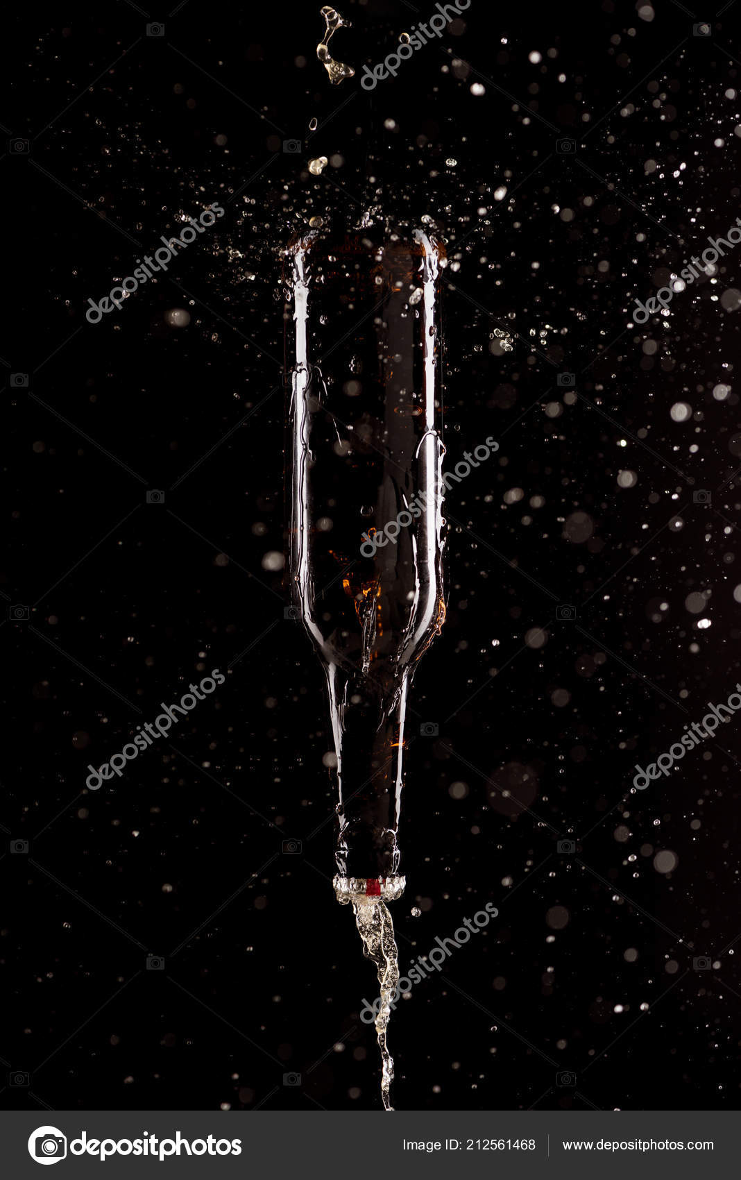 Beer Splashes Bottle Upside Falling Isolated Black Background — Stock ...