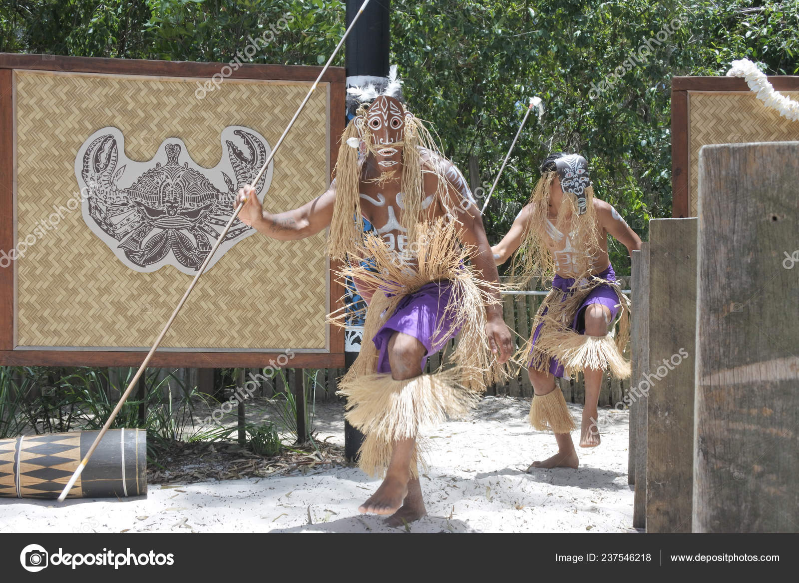 Torres Strait Islander Men Dancing Traditional Dance Torres Strait ...