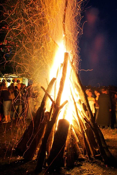 Australian aboriginal gathering Stock Photos, Royalty Free Australian ...