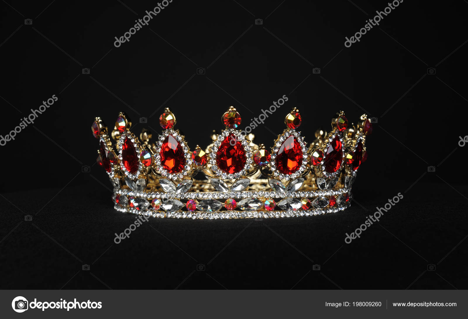 Close Red Gold Crown Black Studio Background Stock Photo by ©faestock ...