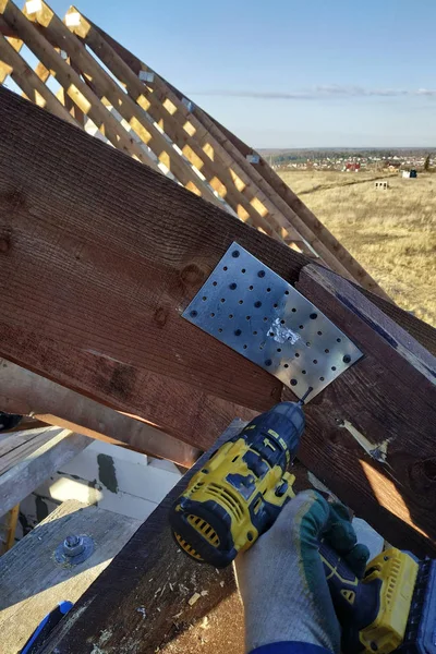 Worker Shoots Rafters Roof Frame 2018 Stock Photo by ©NIKO_Cingaryuk ...