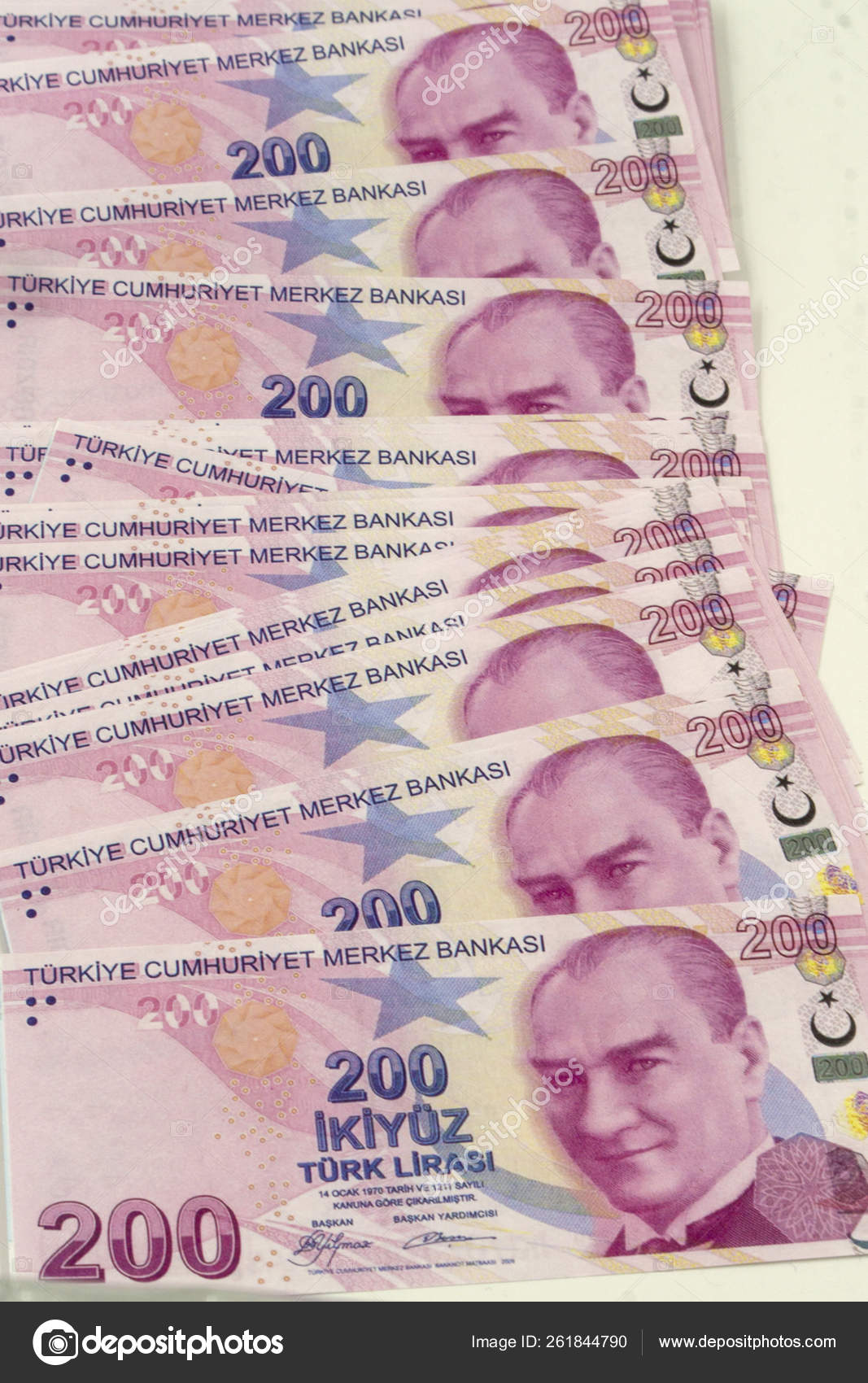 200 Lira Banknote Front Side — Stock Photo © onurtonba #261844790