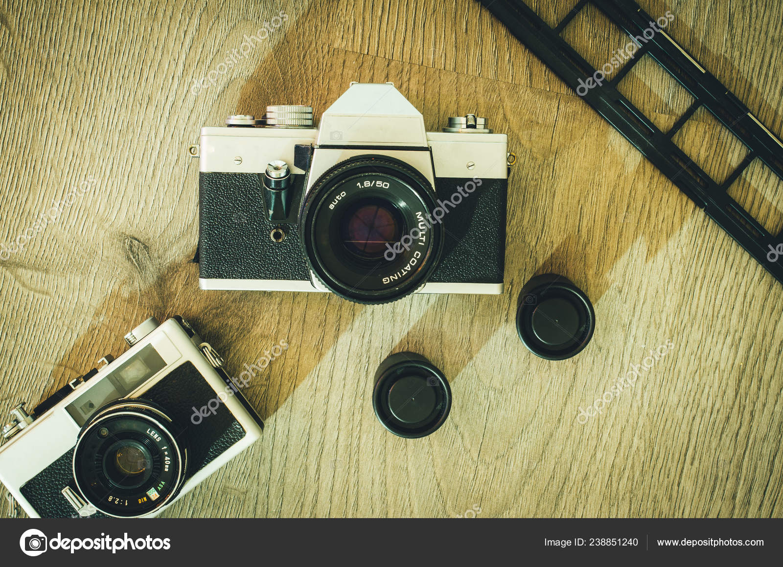 Old Retro Cameras Wood Photographed — Stock Photo © Datenschutz ...