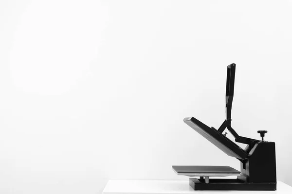 Heat press machine Stock Photos, Royalty Free Heat press machine Images ...