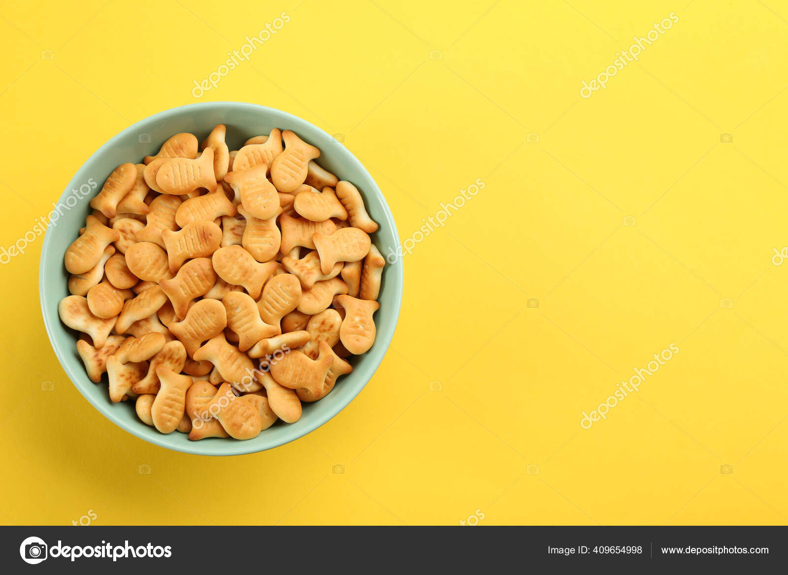 Yellow Goldfish Crackers