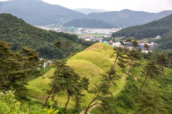 The Jisandong Ancient Tombs in Goryeong are the ancient tombs of Dae ...