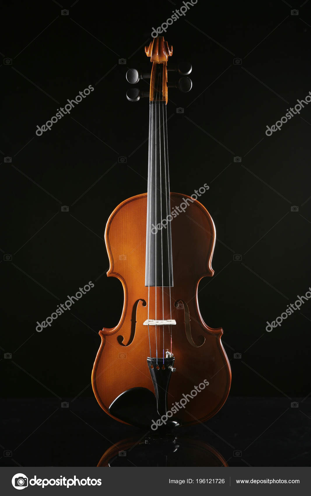 Violin Black Background — Stock Photo © fotostudiogb.libero.it #196121726