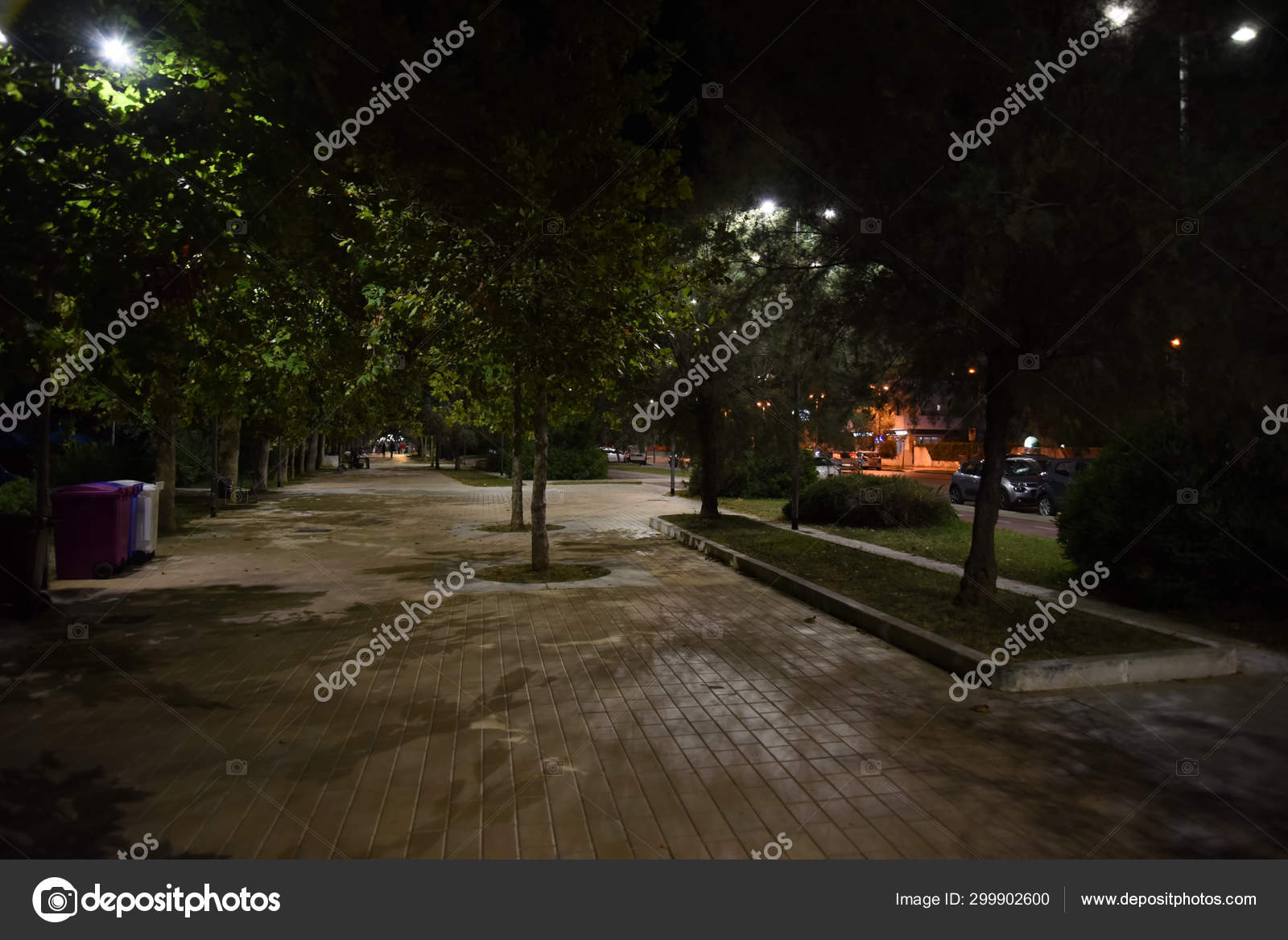 Night Public Area City Summer — Stock Photo © FabrizioVigianoPhotos #299902600